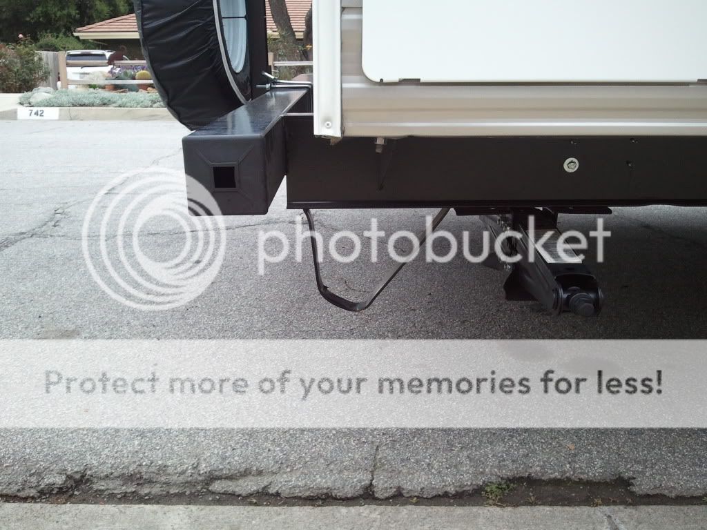 RV.Net Open Roads Forum: Am I good??? Skid bars in rear of Trailer...